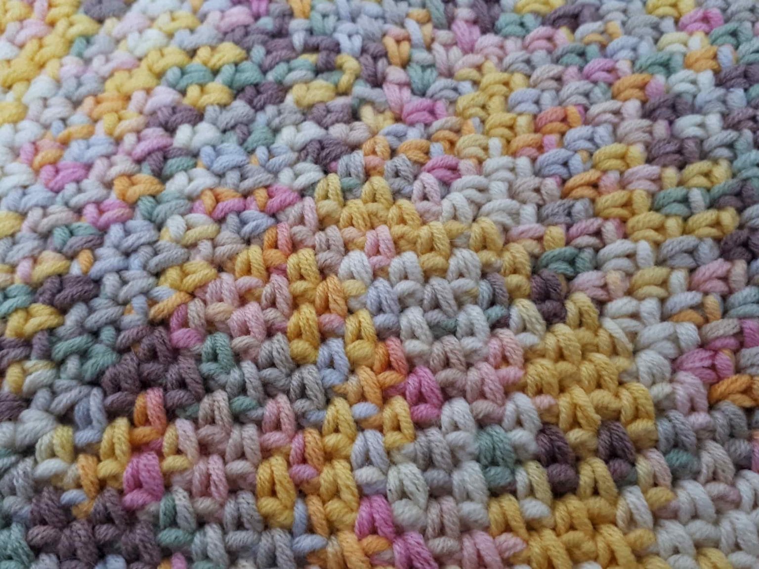Moss Stitch in a Square Free Tutorial - Made by Gootie