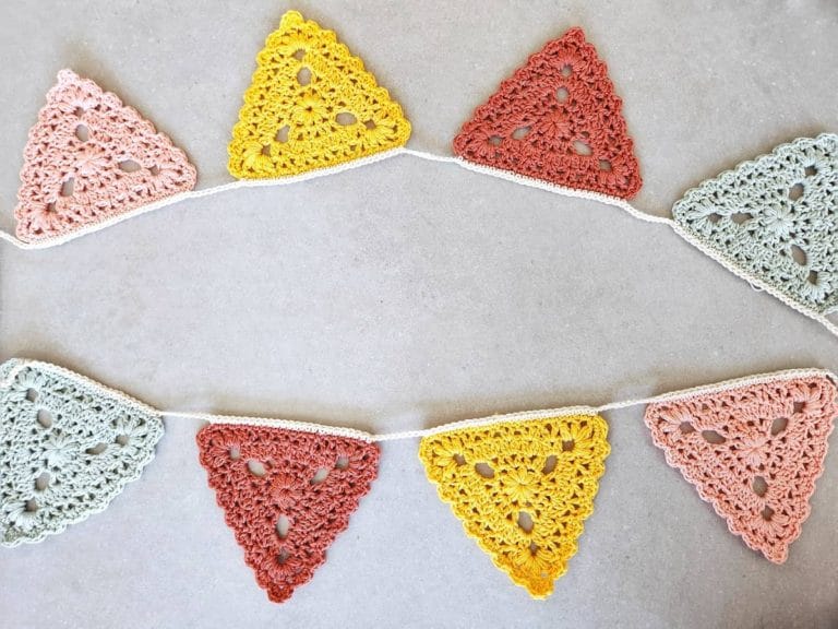 Floral Crochet Triangle Bunting Pattern (Free) - Made by Gootie