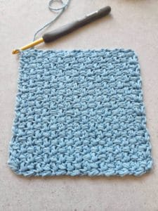 C2C Mini Bean Stitch Free Pattern - Made by Gootie