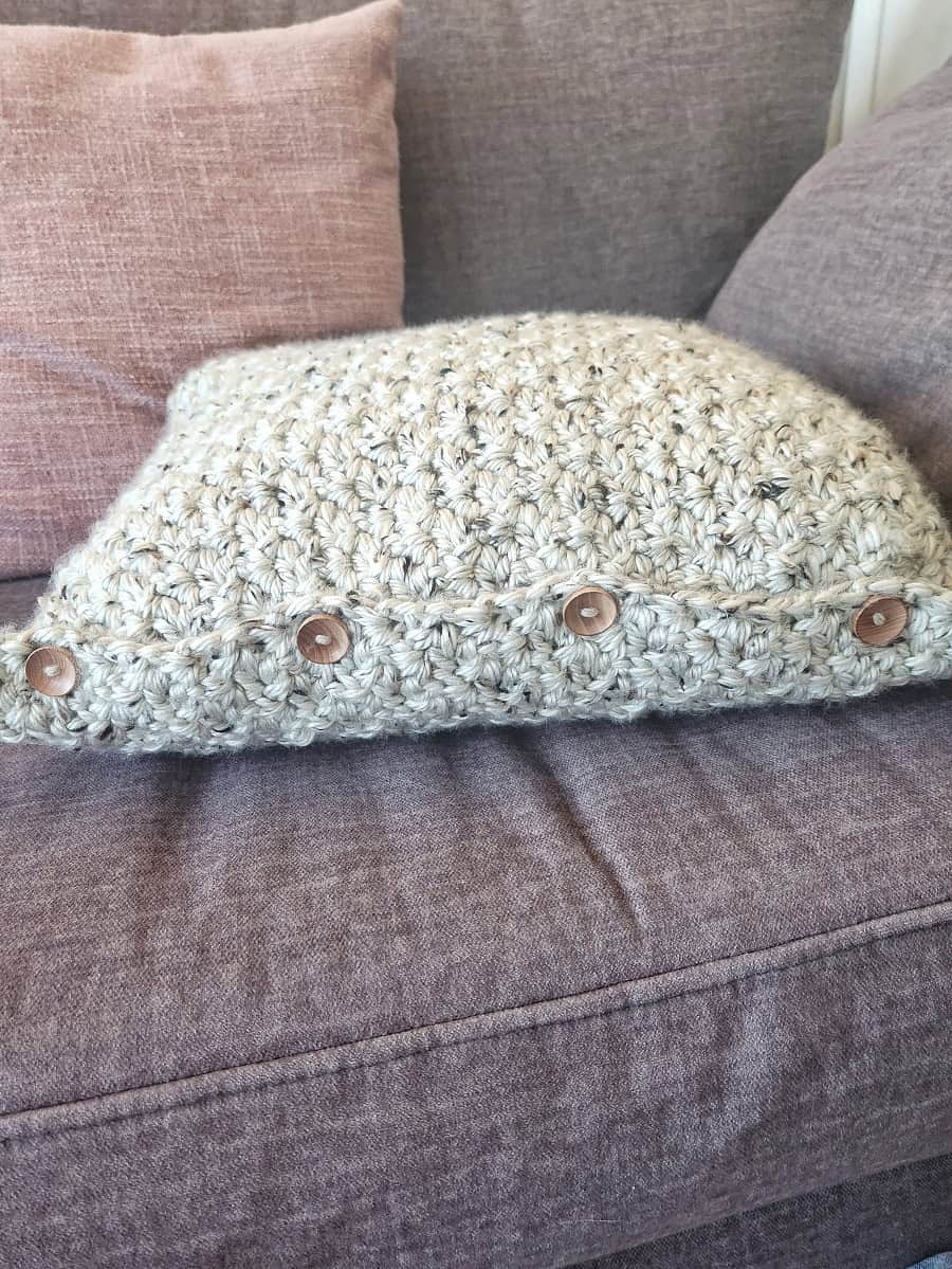 C2C Wattle Crochet Pillow Case Pattern - Made by Gootie